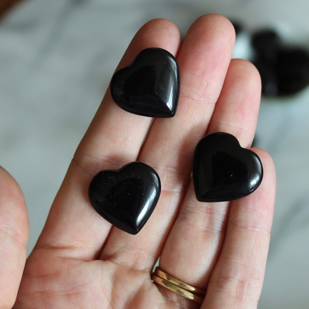 Obsidian 20mm Heart – Pebble House